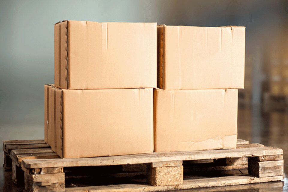 The best route for your parcels and pallets | DHL eCommerce